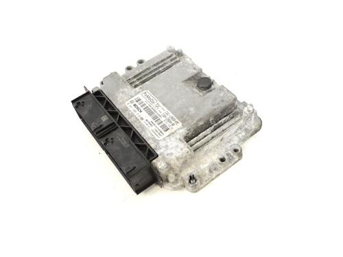 Engine control unit (ECU) FORD FOCUS III 1.5 TDCi 9501784 | B-Parts