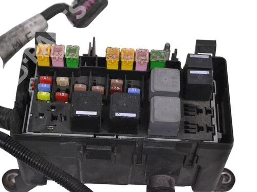 Fuse box FORD TRANSIT Van (FA_ _) 2.2 TDCi 10675219 | B-Parts