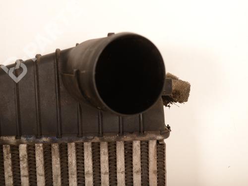 Intercooler LAND ROVER DISCOVERY IV (L319) 3.0 SDV6 4x4 7498735 | B-Parts