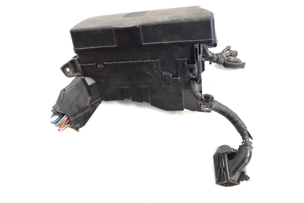 Fuse box TOYOTA AURIS (_E15_) 1.6 (ZRE151_) TOYOTA: 82662-12270 | B-Parts
