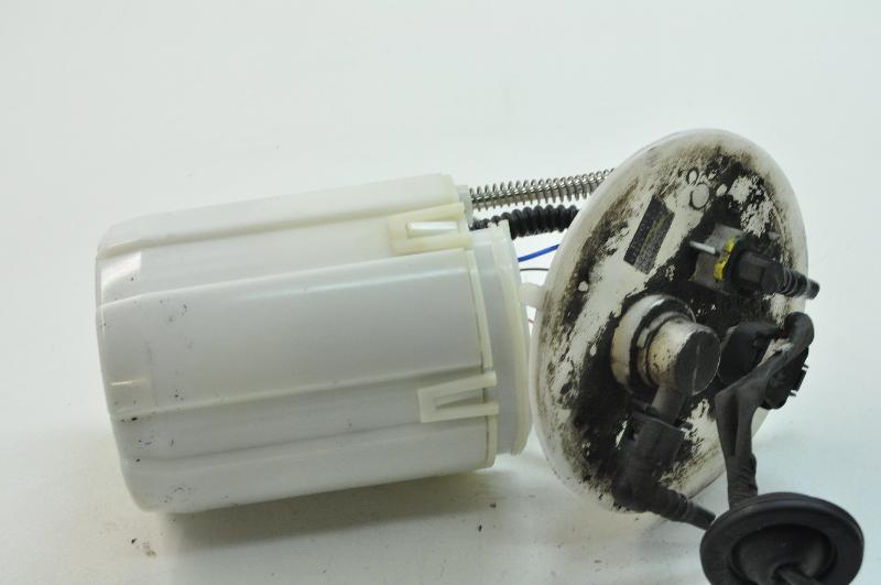 Fuel pump TOYOTA PRIUS Liftback (_W2_) 1.5 Hybrid (NHW20_) 8867547 | B ...