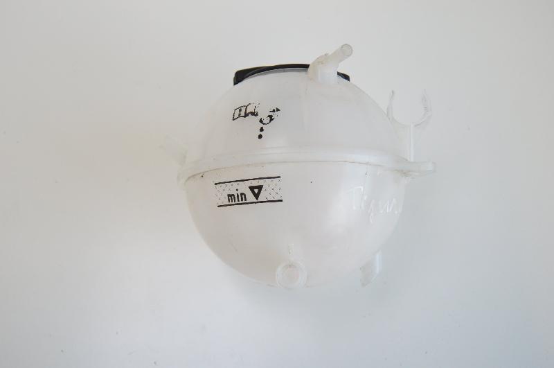 Expansion tank VW TIGUAN (5N_) 2.0 TDI 4motion VW: 121407 | B-Parts