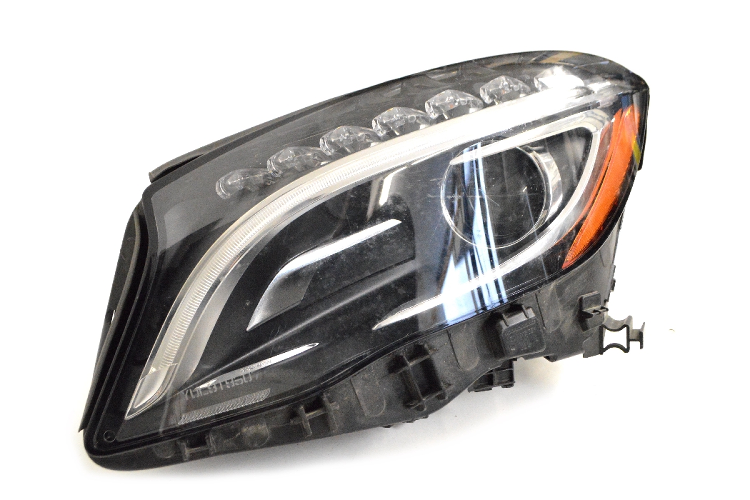 Left headlight MERCEDES-BENZ GLA-CLASS (X156) GLA 250 (156.944) 7749105 ...