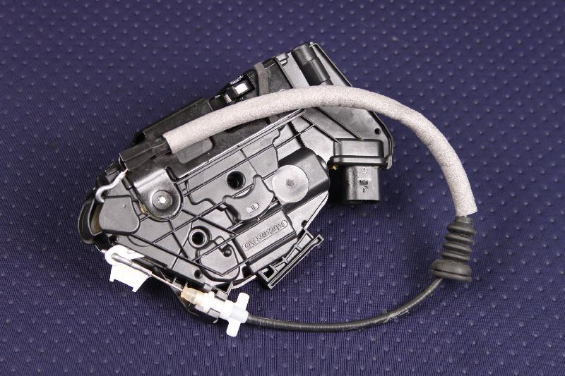 Front left lock VW TIGUAN (5N_) 2.0 TDI VW: 5N2837015E | B-Parts