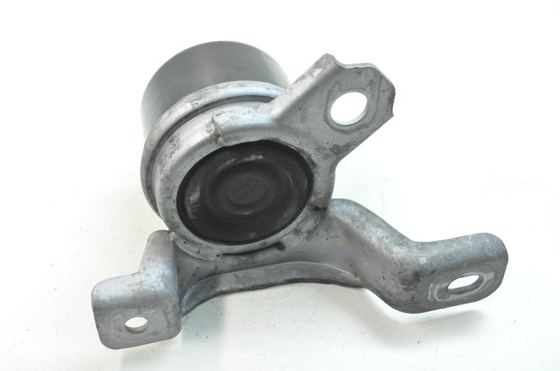 Engine mount LAND ROVER FREELANDER 2 (L359) 2.2 TD4 4x4 7489733 | B-Parts