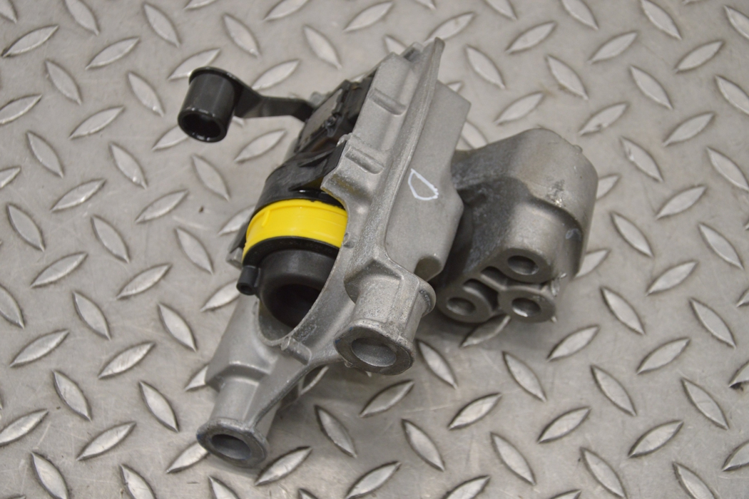 Engine mount FORD ECOSPORT 1.0 EcoBoost 11217864 | B-Parts