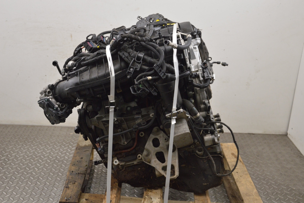 Engine BMW 3 (F30, F80) 330 e 11182374 | B-Parts