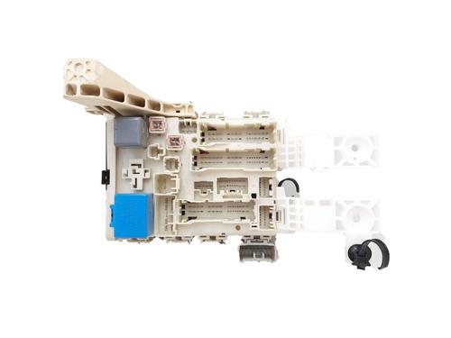 Fuse box TOYOTA YARIS (_P9_) 1.3 VVT-i (SCP90_) 9721995 | B-Parts