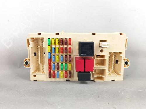 Fuse box ALFA ROMEO 147 (937_) 1.6 16V T.SPARK ECO (937.AXA1A, 937 ...
