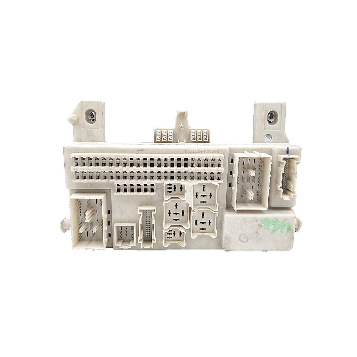 Fuse box VOLVO V50 (545) 2.0 D 7680921 | B-Parts