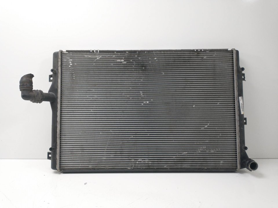 Water radiator VW GOLF VI (5K1) 1.6 TDI 8610090 | B-Parts