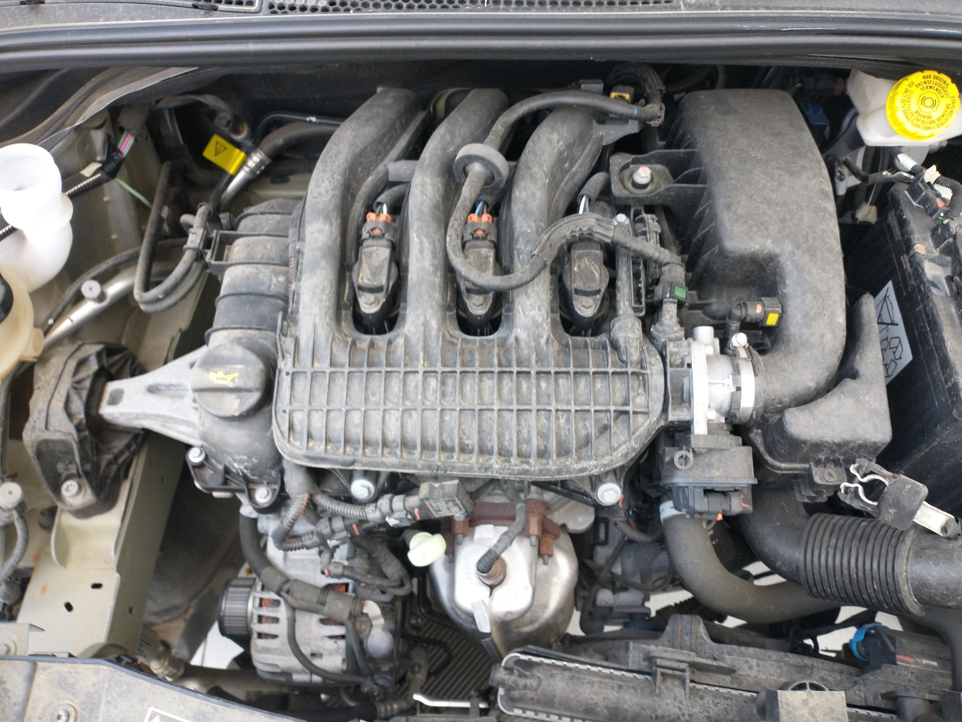 Engine CITROËN C3 III (SX) 1.2 THP 110 11844120 | B-Parts