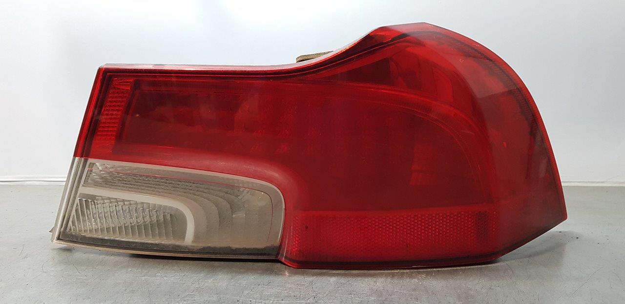 Right taillight VOLVO C70 II Convertible (542) T5 7715179 | B-Parts
