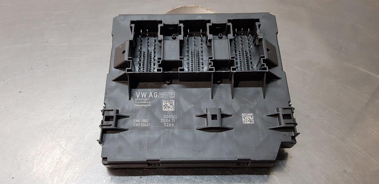 Electronic module VW PASSAT B7 Variant (365) 1.8 TSI 8818328 | B-Parts