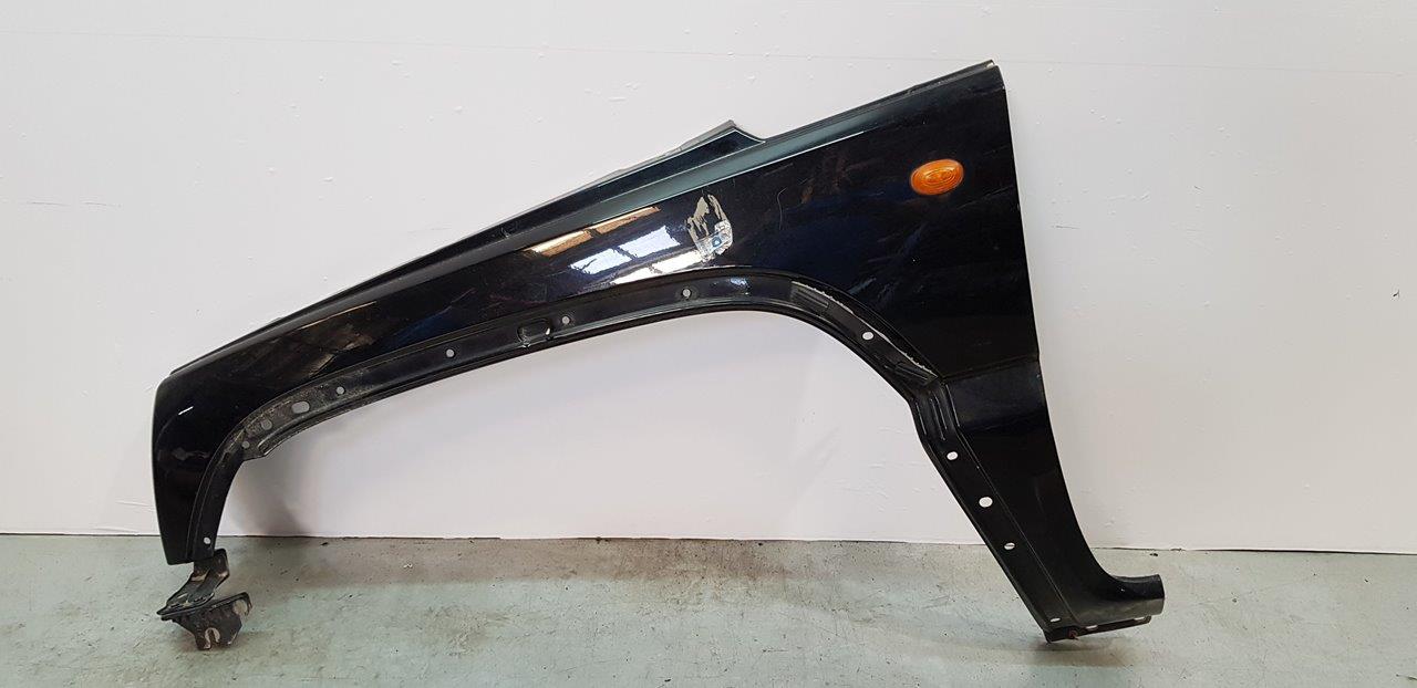 Left front fenders JEEP CHEROKEE (KJ) 2.8 CRD 4x4 7586617 | B-Parts