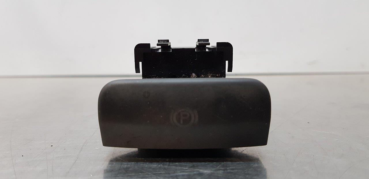 Electric handbrake PEUGEOT 5008 (0U_, 0E_) 1.6 HDi 10507582 | B-Parts