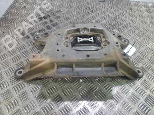 Engine mount AUDI Q5 (8RB) 2.0 TDI quattro 9211463 | B-Parts