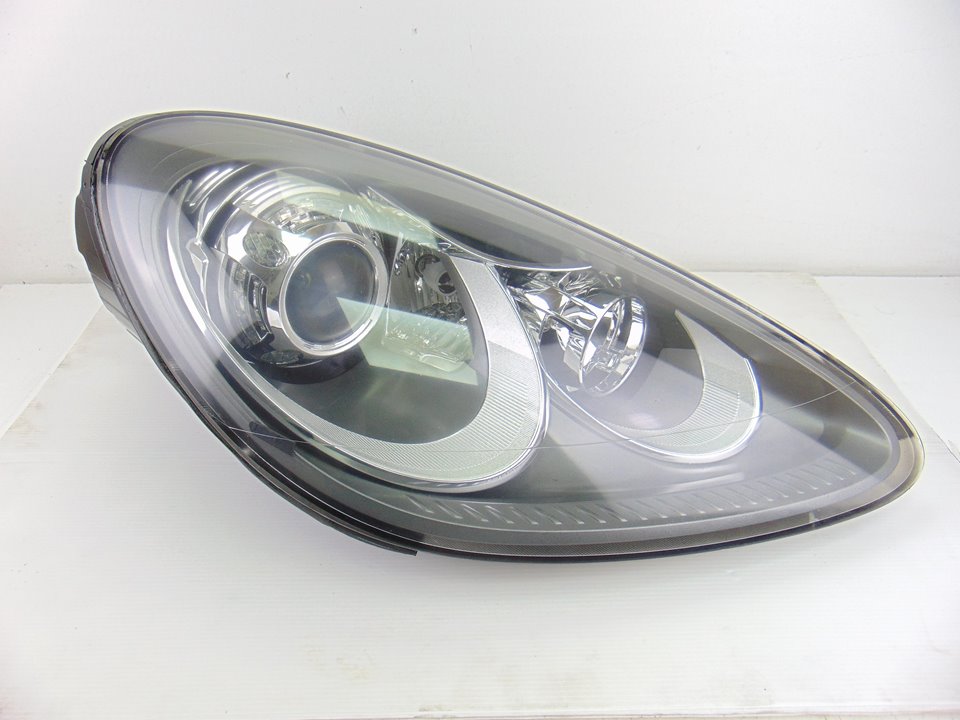 Optica direita PORSCHE CAYENNE (92A) 3.0 Diesel 11767087 | B-Parts