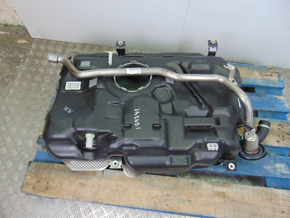 Fuel tank MERCEDES-BENZ A-CLASS (W176) A 180 CDI / d (176.012) 8205362 ...