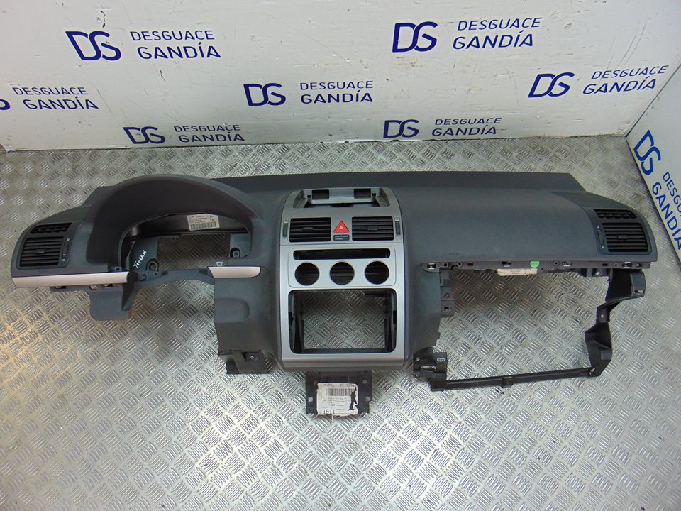 Dashboard VW TOURAN (1T1, 1T2) 2.0 TDI 7788709 | B-Parts