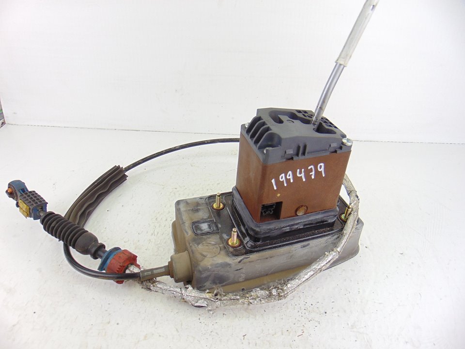 Manual gearbox selector PEUGEOT 407 Coupe (6C_) 2.7 HDi 10409726 | B-Parts