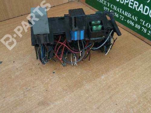 Fuse box OPEL KADETT E (T85) 8023888 | B-Parts