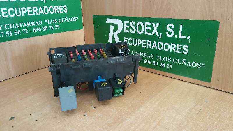 Fuse box OPEL KADETT E (T85) 8023888 | B-Parts