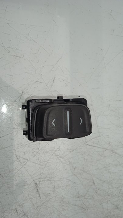 Left rear window switch DACIA SANDERO II TCe 90 (B8M1, B8MA) 9392522 ...