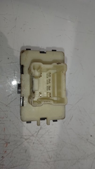 Right rear window switch DACIA SANDERO II TCe 90 (B8M1, B8MA) 9392521 ...
