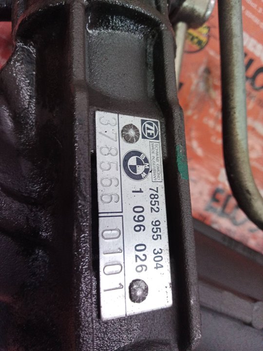 Steering rack BMW 5 (E39) 520 i 7927840 | B-Parts