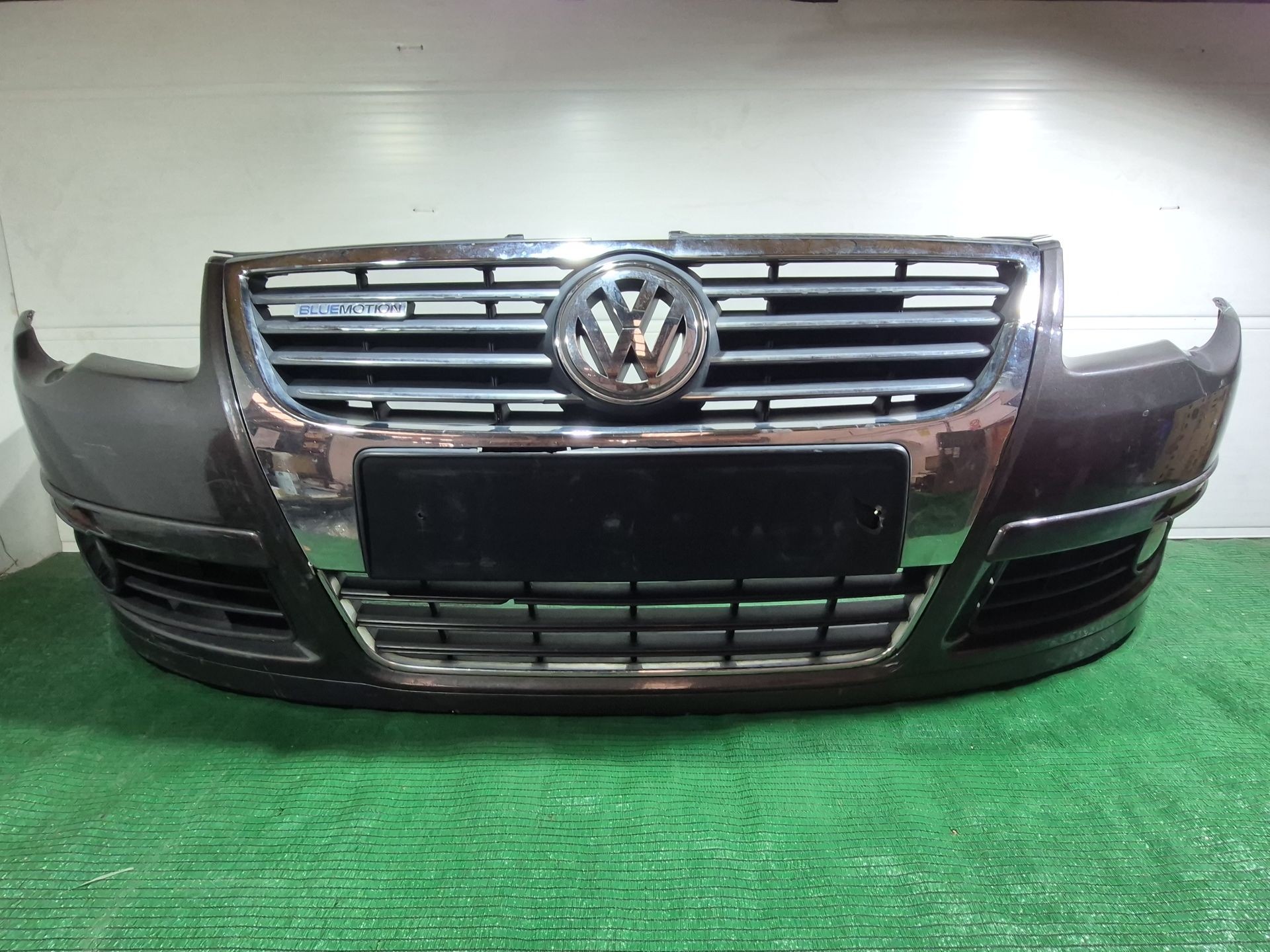 Pare-chocs avant VW PASSAT B6 Variant (3C5) 1.9 TDI 31112546 | B-Parts