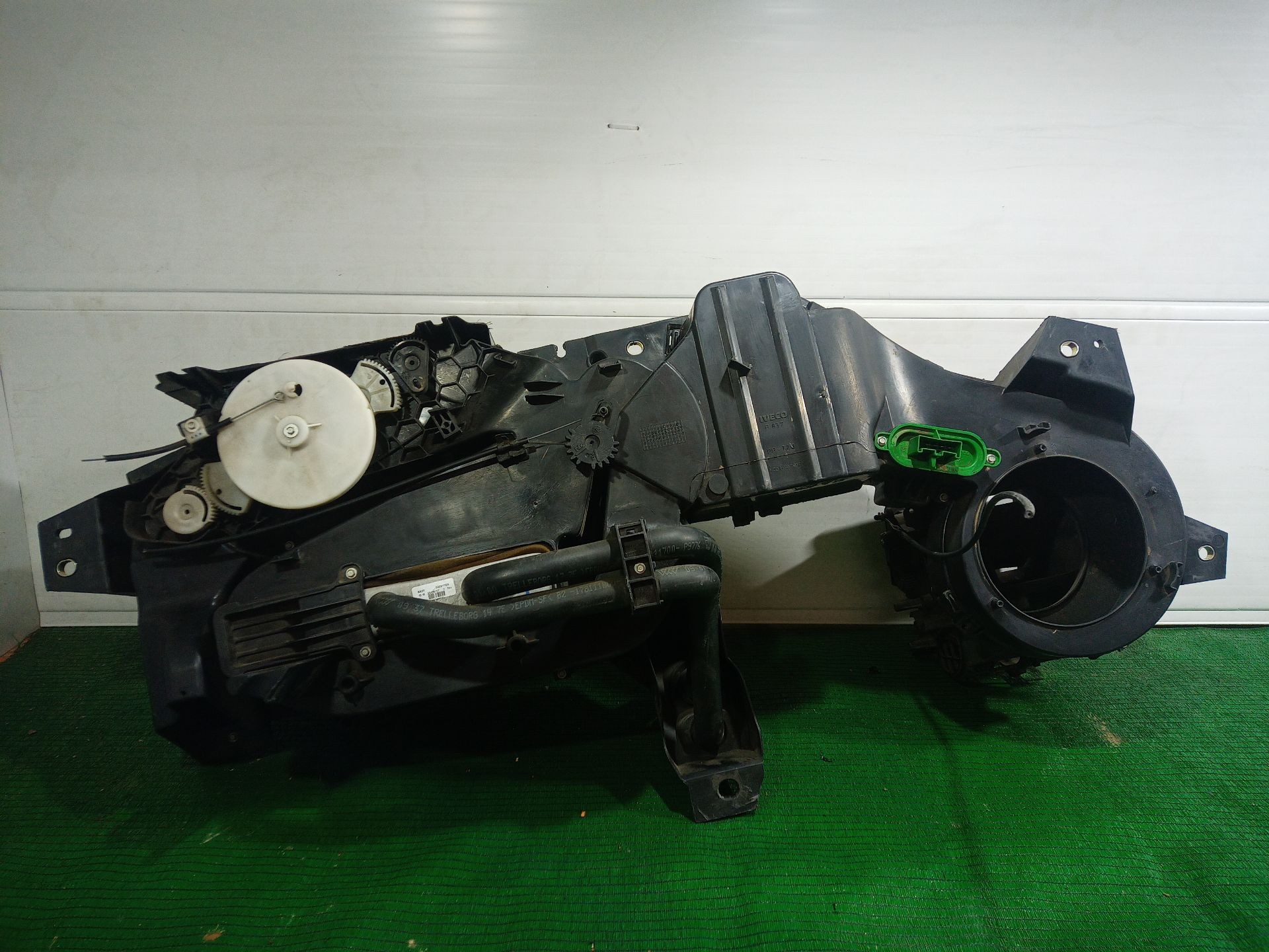 Chauffage completa IVECO DAILY IV Van 65C15 31181143 | B-Parts