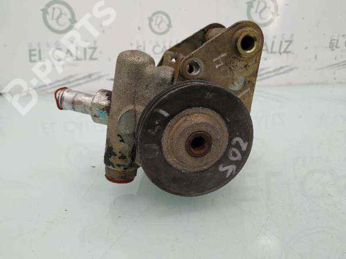 Pompe de direction assistée PEUGEOT 205 II (20A/C) 1.7 Diesel 11796097 ...