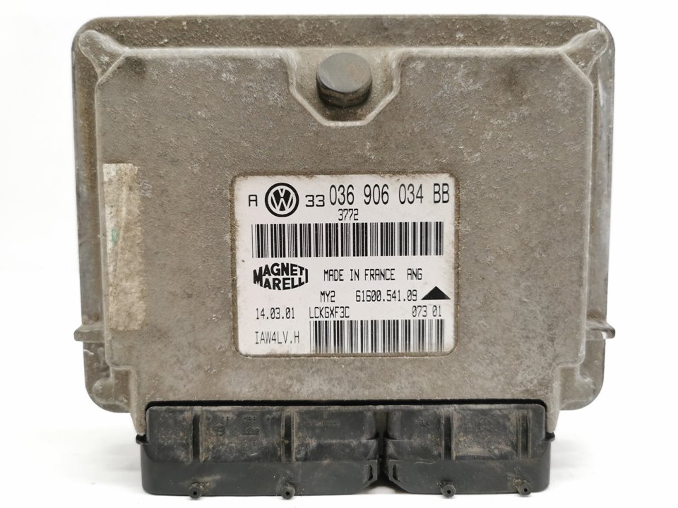 Engine control unit (ECU) VW GOLF IV (1J1) 1.6 16V 9975274 | B-Parts