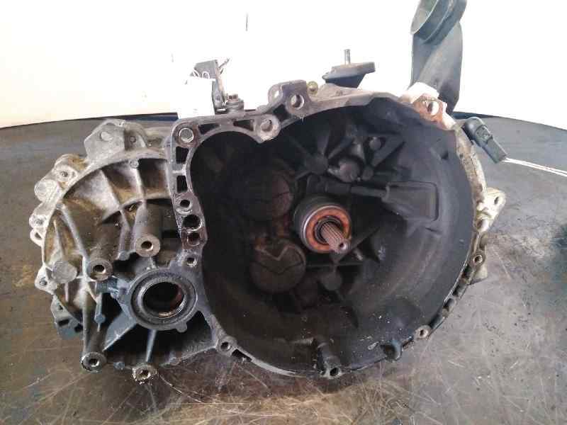 Manual gearbox VOLVO V40 Estate (645) 1.9 DI 8462138 | B-Parts