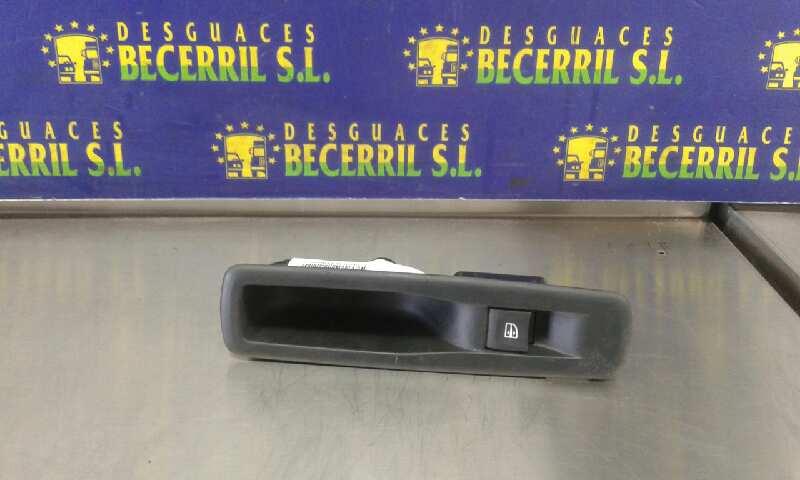 Comutador vidro trás esquerdo RENAULT LAGUNA III (BT0/1) 2.0 dCi (BT01, BT08, BT09, BT0E, BT0K ...