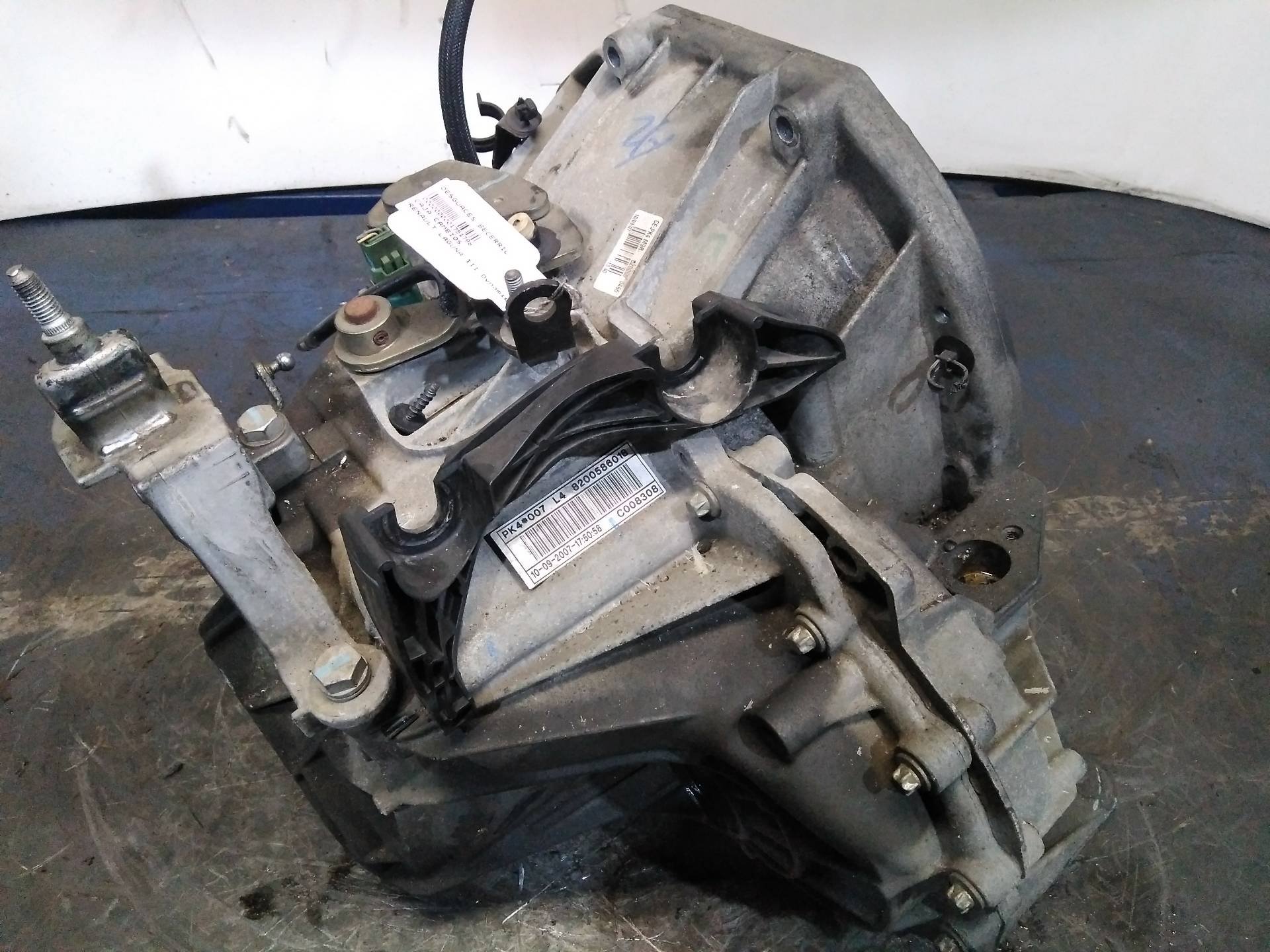 Gearbox RENAULT LAGUNA III (BT0/1) 2.0 dCi (BT01, BT08, BT09, BT0E, BT0K, BT12, BT1C, BT1D ...