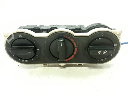 Climate control MERCEDES-BENZ SPRINTER 2-t Platform/Chassis (B901, B902 ...