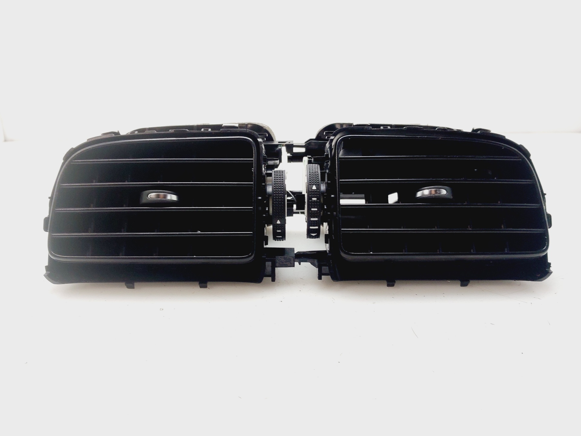 Air vent VW POLO V (6R1, 6C1) 30055640 | B-Parts