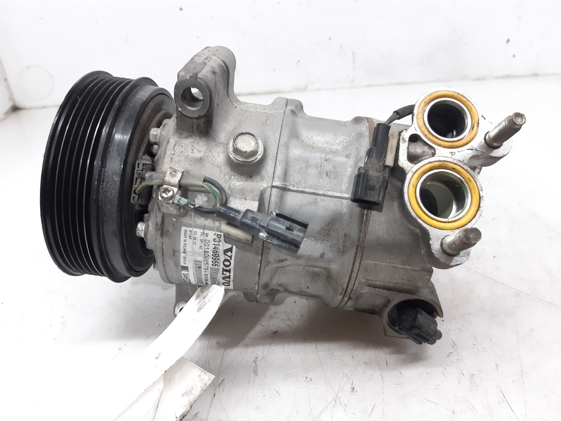 AC compressor VOLVO V40 Hatchback (525) 7766069 | B-Parts