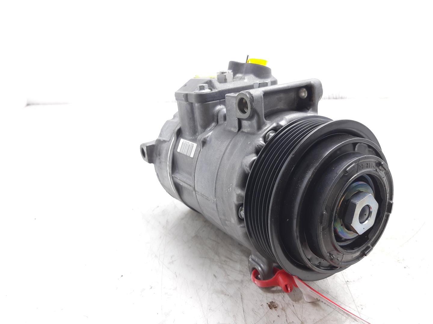 AC compressor MERCEDES-BENZ C-CLASS (W204) C 350 CGI (204.065) 13738744 ...