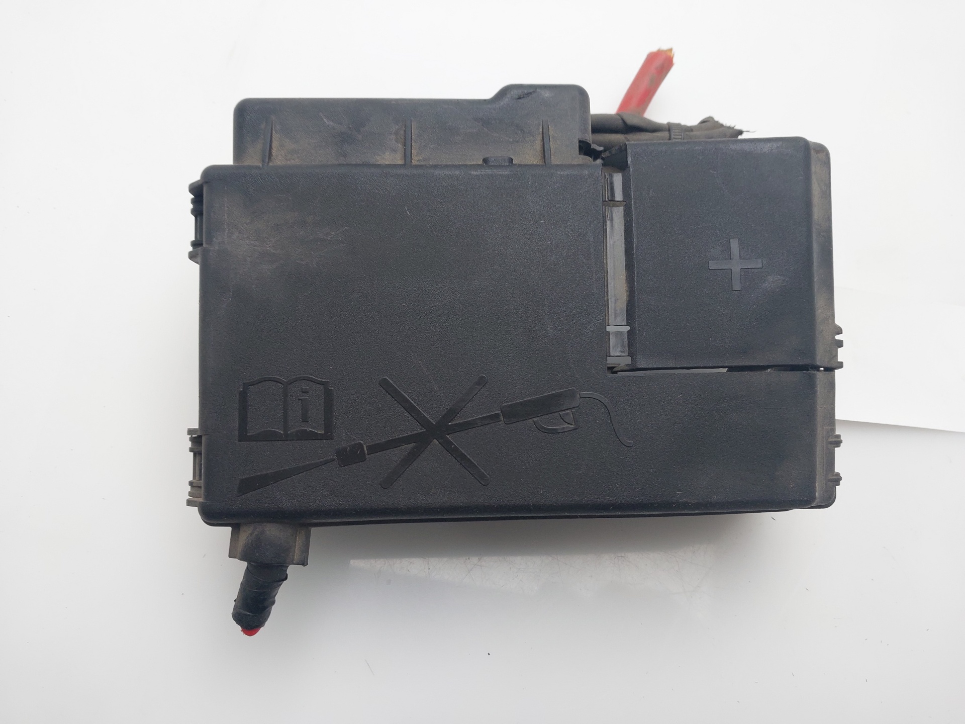Fuse box CHEVROLET CRUZE (J300) 2.0 CDI 16211822 | B-Parts
