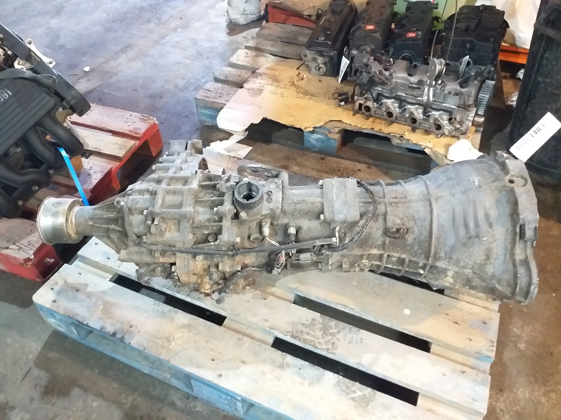 Gearbox NISSAN TERRANO II (R20) 2.7 TDi 4WD 7159109 | B-Parts