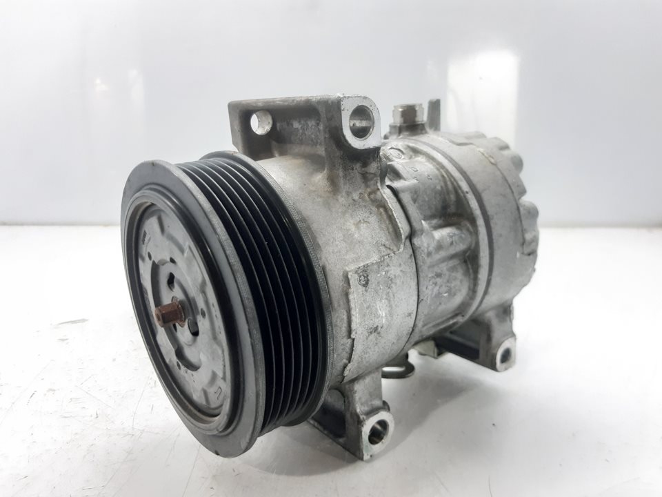 AC compressor PEUGEOT 208 I (CA_, CC_) 7760472 | B-Parts