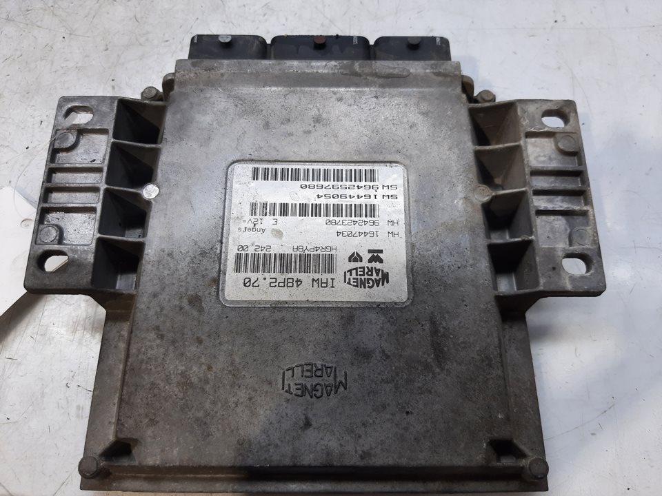 Engine control unit (ECU) PEUGEOT 206 Hatchback (2A/C) 1.1 i 8154128 ...