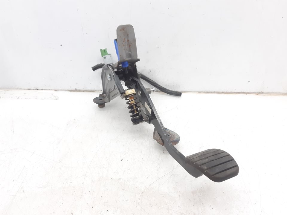 Clutch pedal RENAULT CLIO IV (BH_) 1.5 dCi 90 8765683 | B-Parts