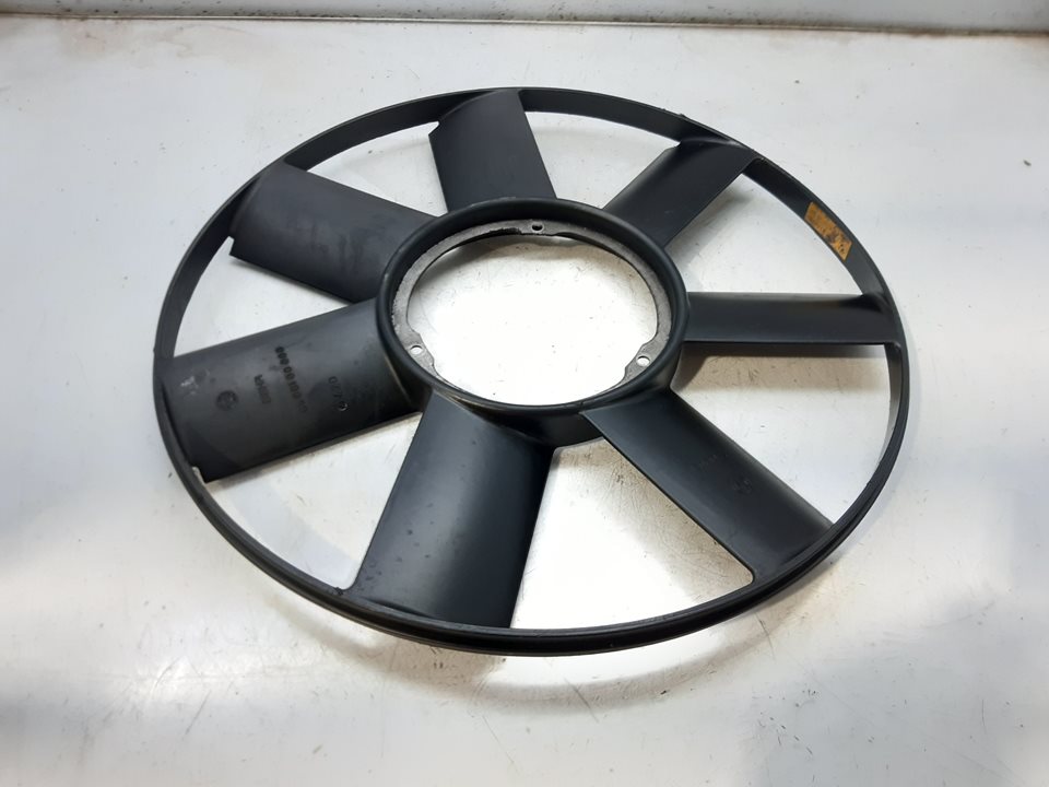 Radiator fan BMW 5 (E39) 525 tds 8344978 | B-Parts