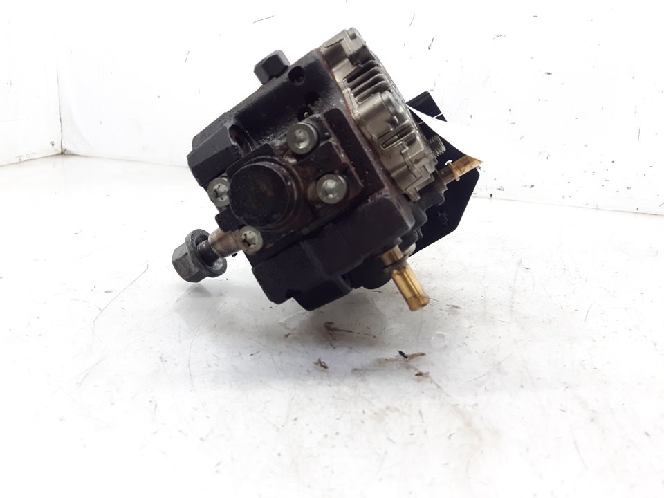 Injection pump PEUGEOT 308 I (4A_, 4C_) 1.6 HDi 8880959 | B-Parts