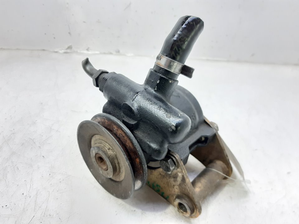 Pompe de direction assistée PEUGEOT 205 II (20A/C) 1.8 Diesel 9682627 ...