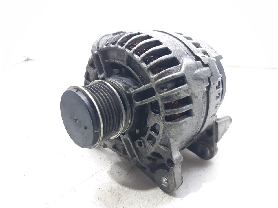 Alternator VW CRAFTER 30-35 Bus (2E_) 2.0 TDI 9437293 | B-Parts